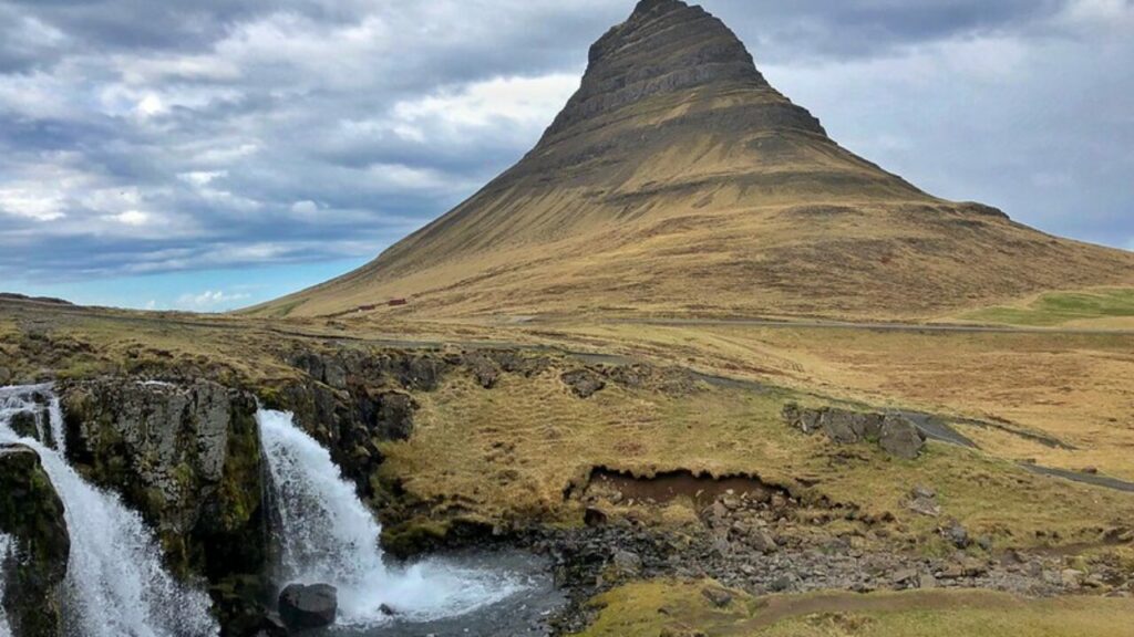 Descubre la belleza natural del Volcán Santa Ana: guía turística y ...
